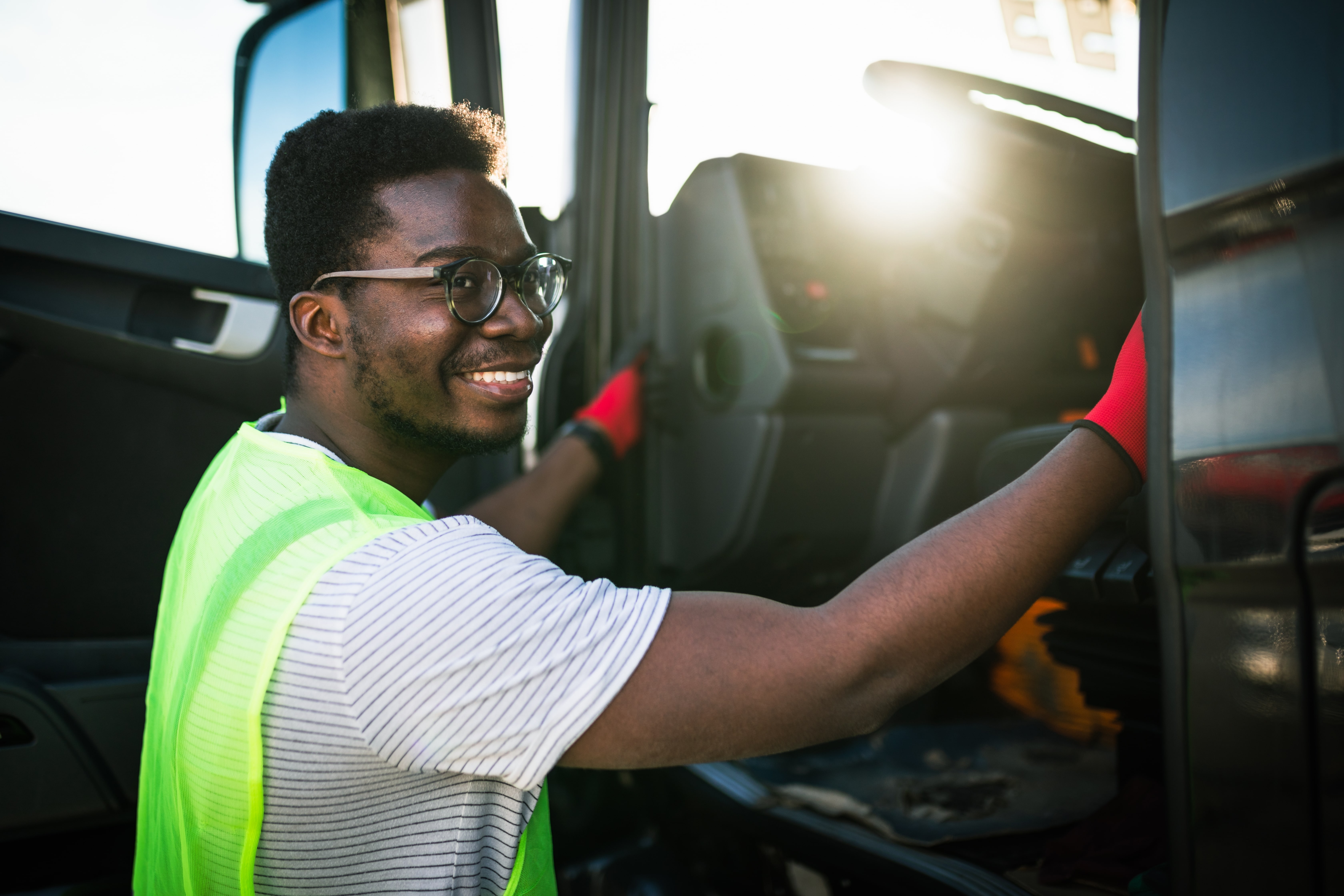 A Guide to Passing the CDL Test | Yuma Truck Driving School